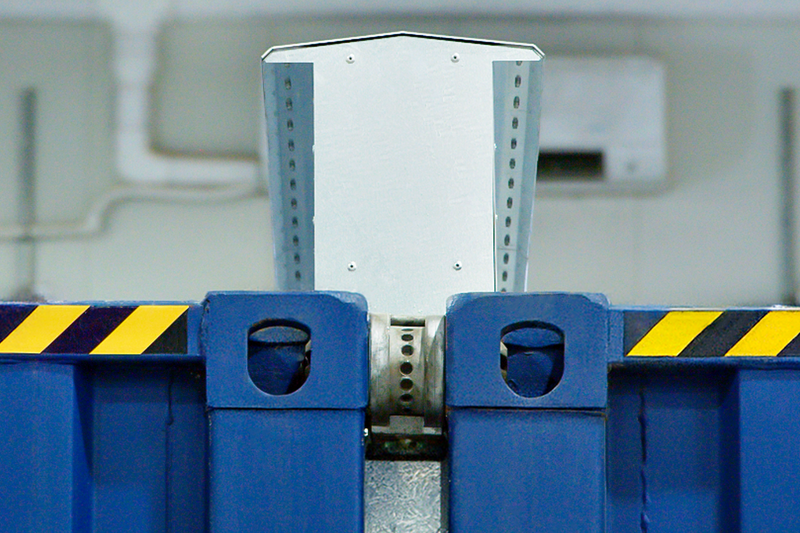 Double-Wide Shipping Container Connection Kit with Weld-Free Header